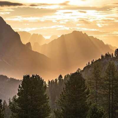 دانلود آهنگ چیپس و ماست موسیر هایپ دلستر دوغ و کتف و بال (کیفیت عالی MP3)